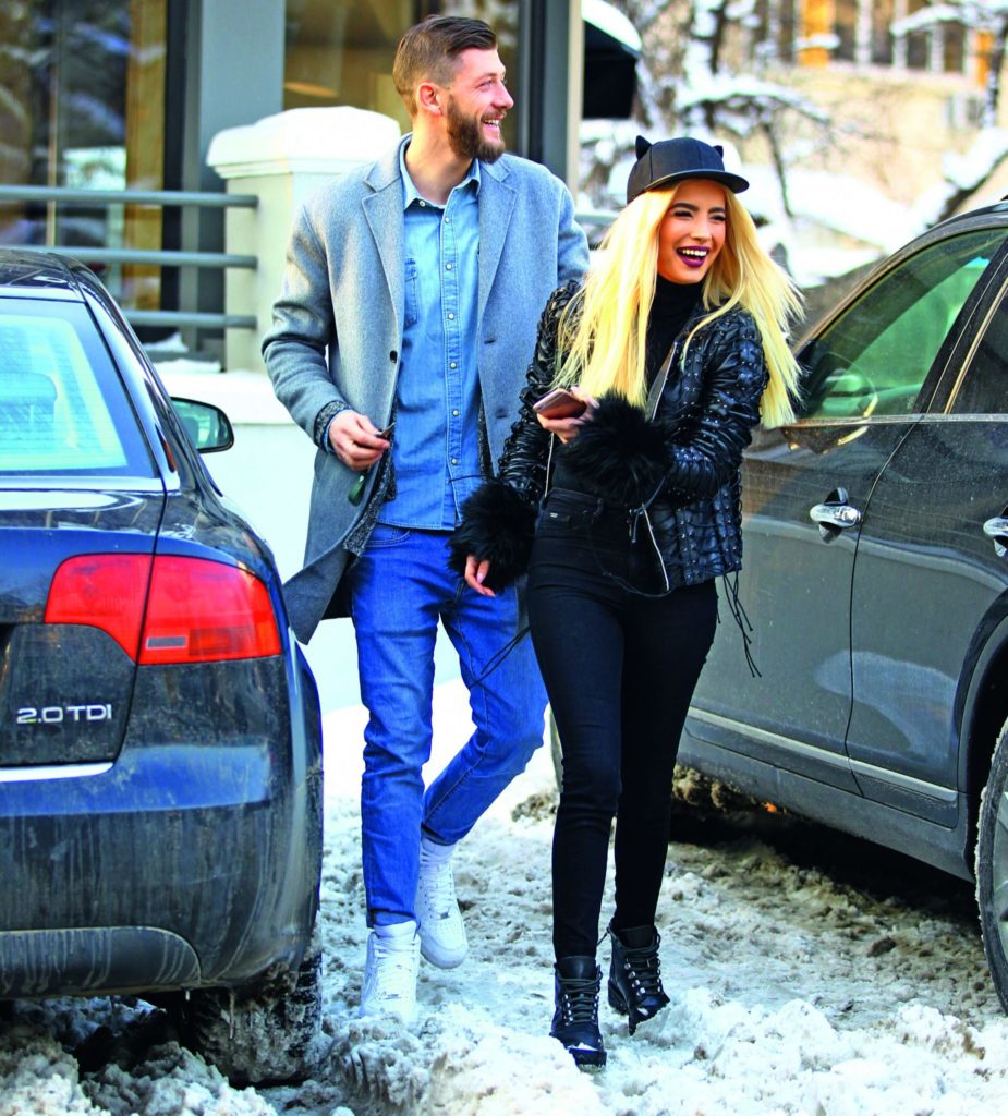 Fata Catincai Roman e superba. Calina s-a transformat intr-o femeie ...