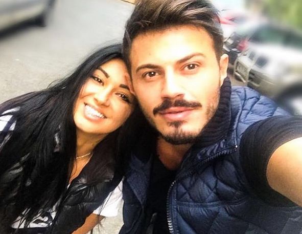 Elena Ionescu, ex-Mandinga, s-a maritat! Solista este si insarcinata in ...