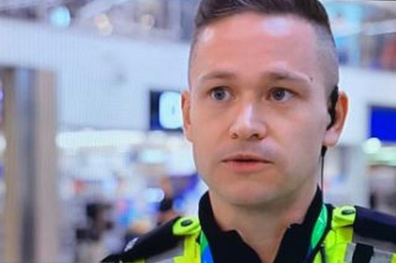 E politist in Anglia si toata lumea rade de el. Numele sau este o IRONIE