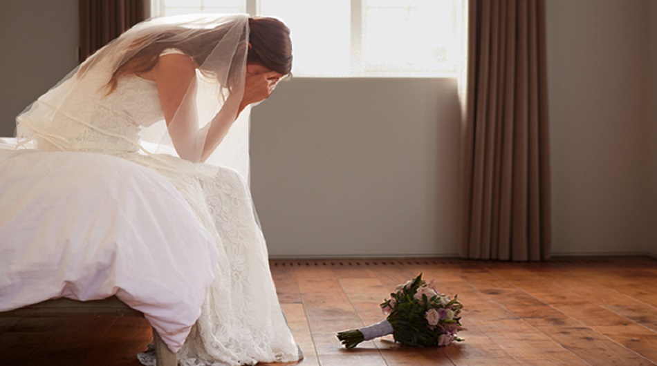 Mirele si-a parasit viitoarea sotie pentru verisoara sa. Acum mireasa ...