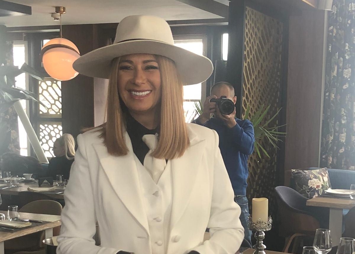 Toată lumea o știe pe Anamaria Prodan, dar uite cum arată sora ei, Anca!