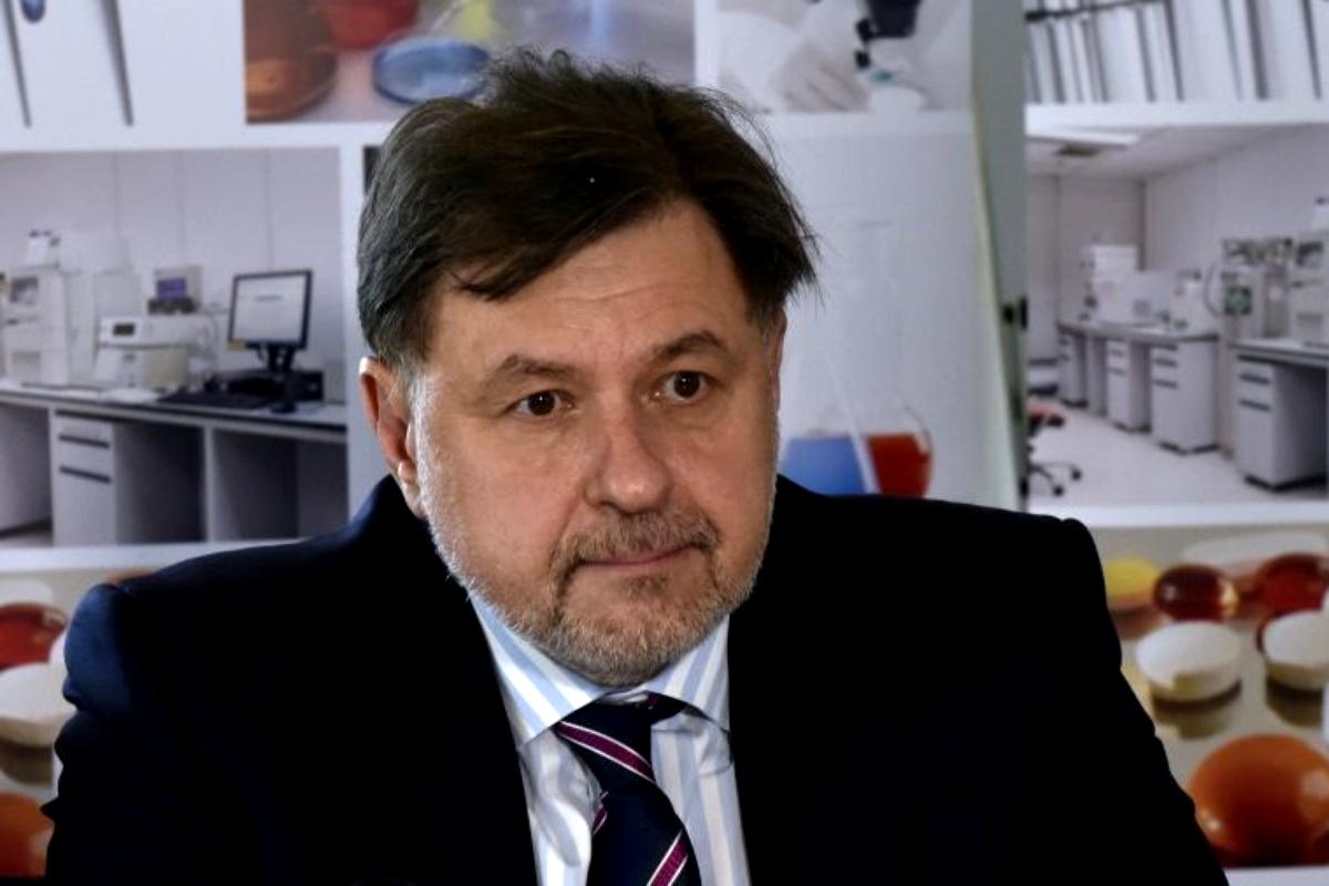 Cele mai sigure destinații de vacanță. Rafila: "E mai puțin probabil să ne îmbolnăvim acolo ...