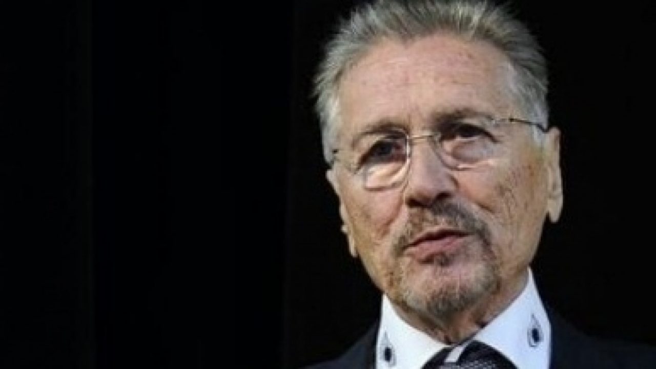 Fostul președinte al României, Emil Constantinescu, de urgență la spital!