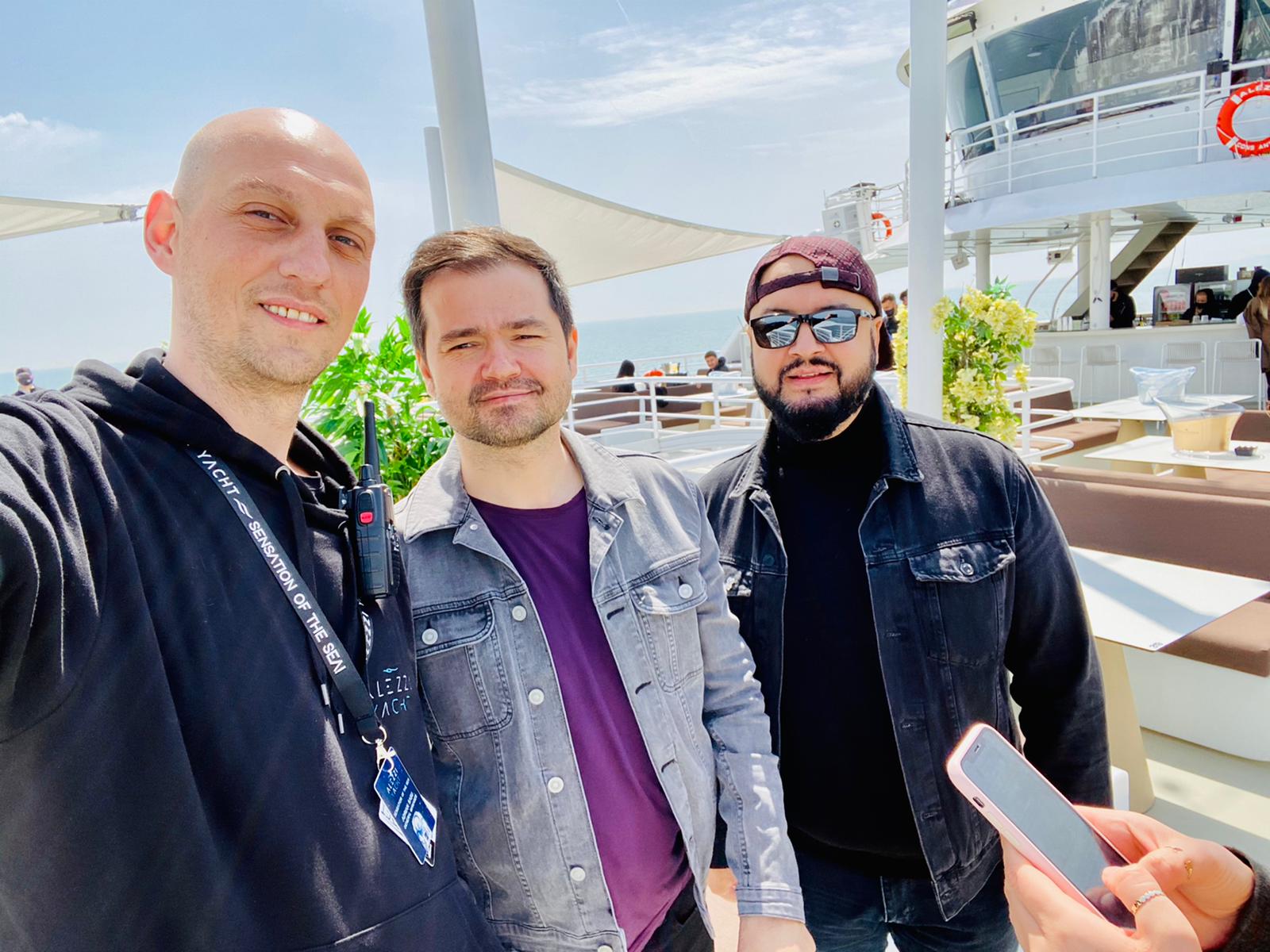 Mihai Budeanu, de la 3 Sud Est, petrecere pe yaht la Mamaia! Artistul....