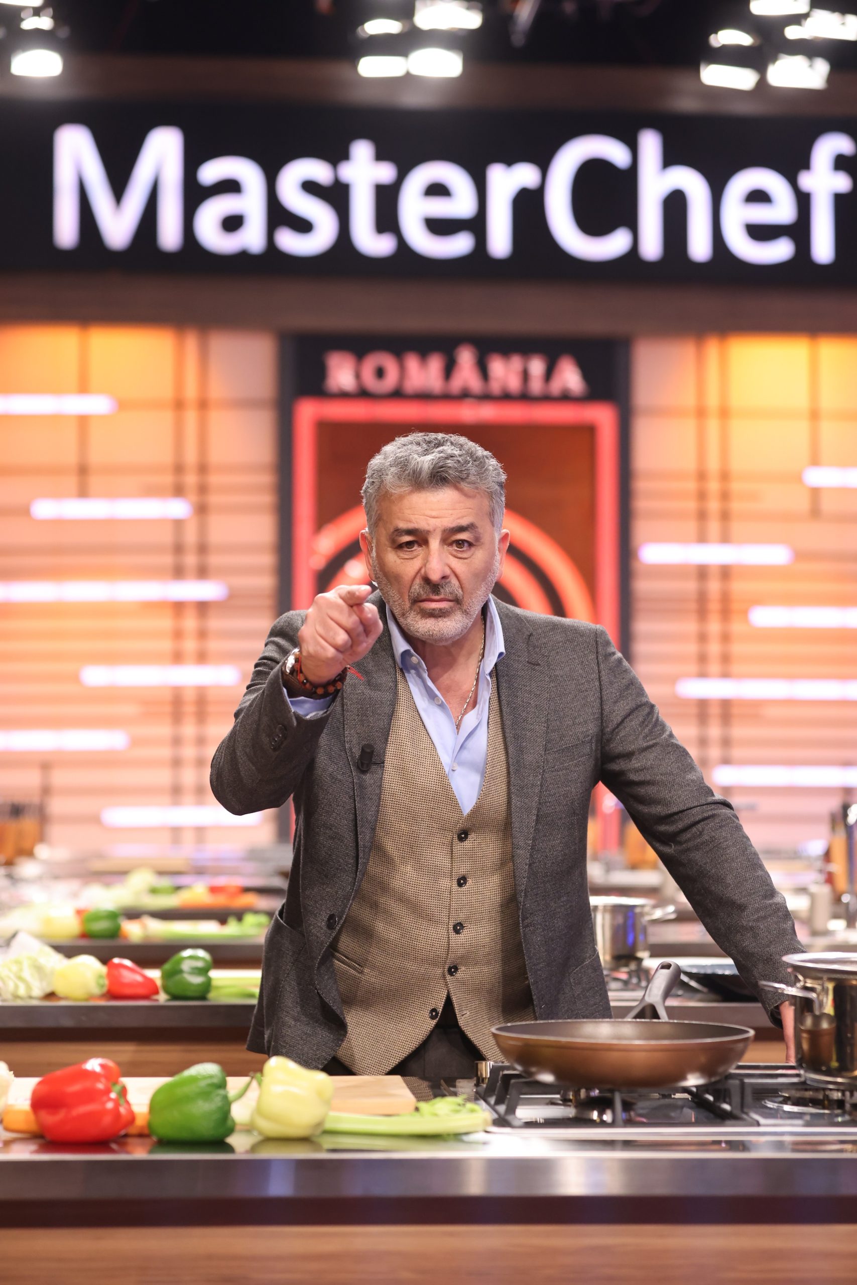 Concurenții MasterChef clocotesc la foc mic: „Nu există termen de...