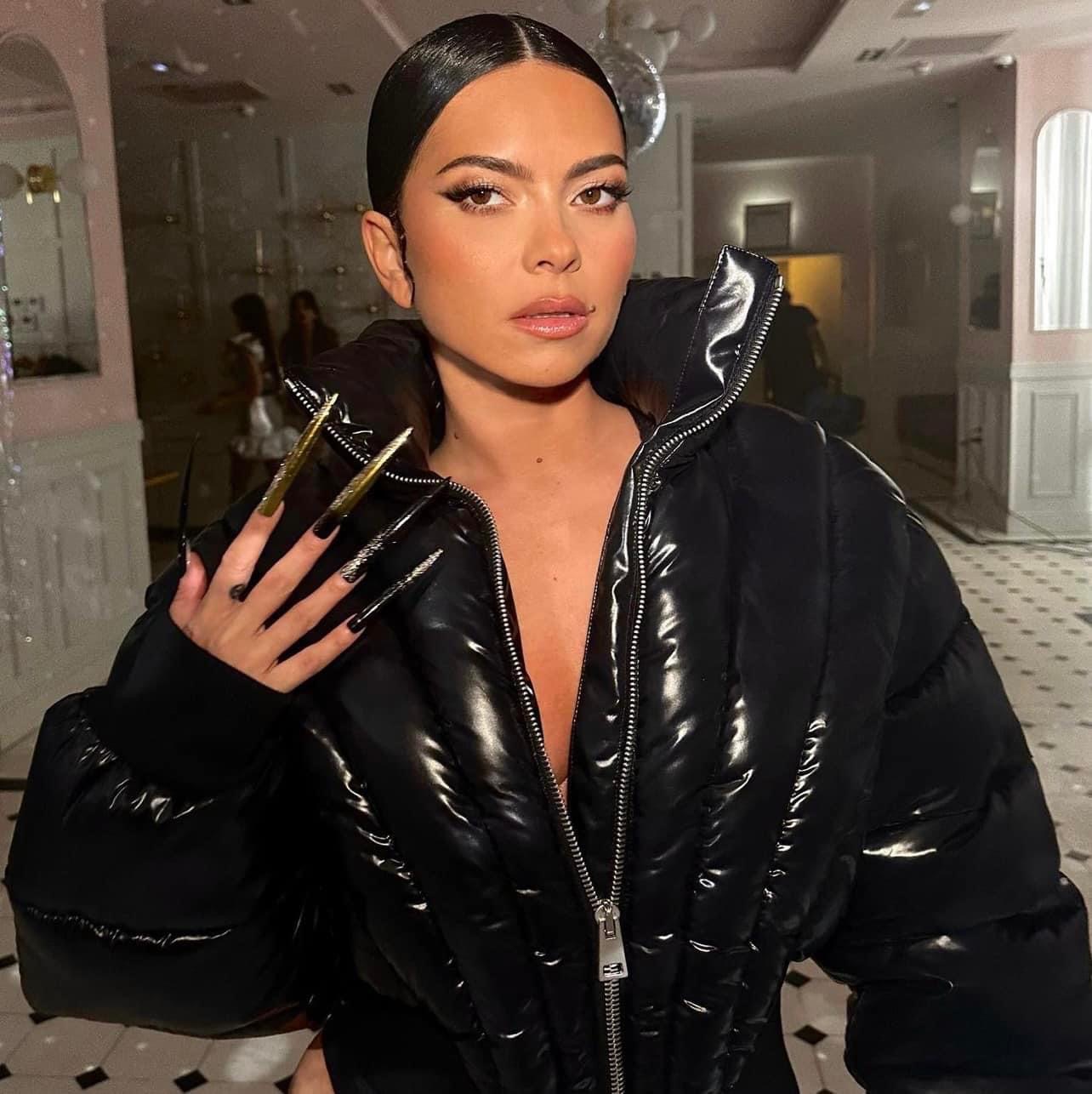 Beach, Please! a ajuns la ediția a II-a! Ce mari artiști vor urcă pe ...