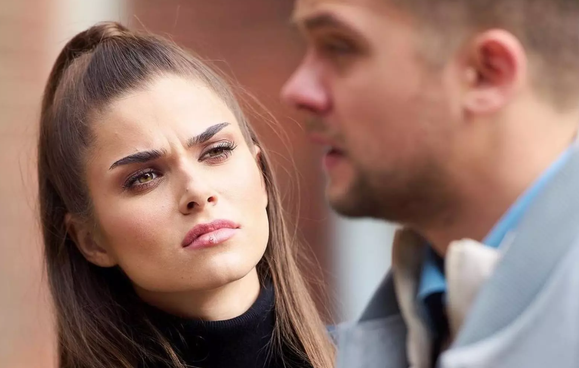 Theo Rose a izbucnit! Artista a vorbit despre infidelitatea din cuplu: "Ce se întâmplă cu familia?"