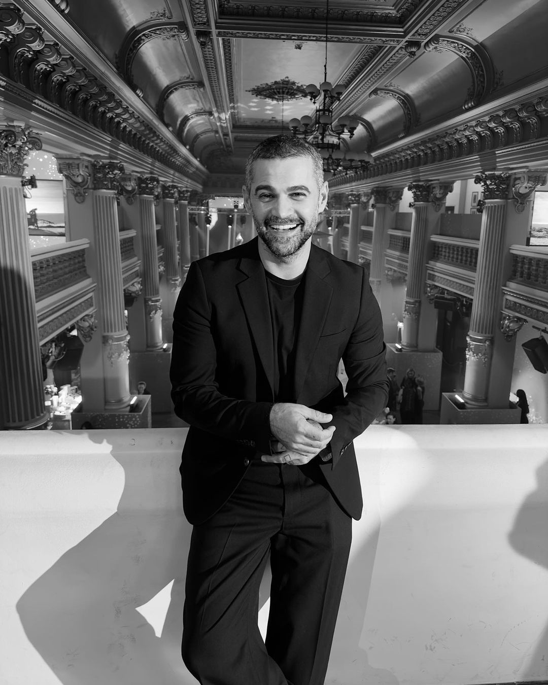 Hairstylist-ul George Soare ajunge la premiile Emmy