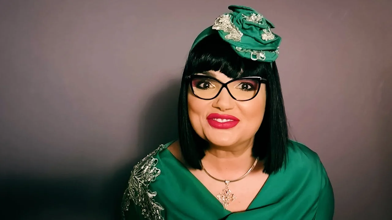 Ozana Barabancea, metoda prin care previne ridurile. Tratamentul face minuni şi este la îndemâna ...