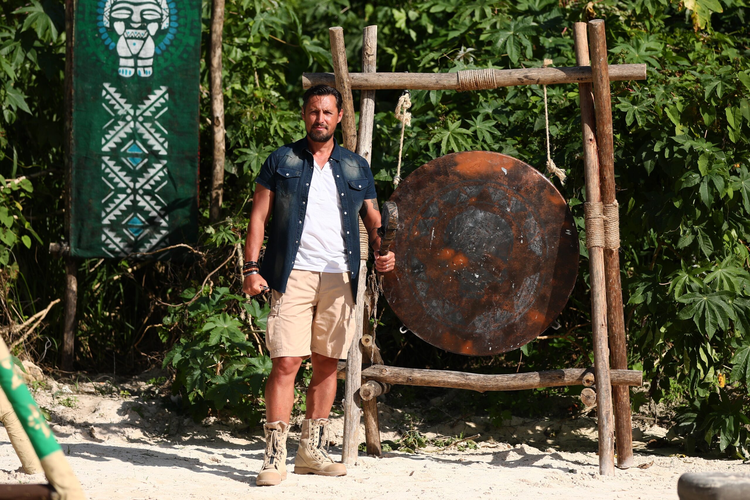 Tensiunea atinge cote maxime la Survivor România! Daniel Pavel observă, în această seară, un ...
