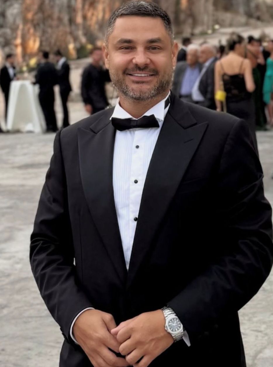 Valentin Burada, invitat de onoare la o nuntă spectaculoasă în Beirut