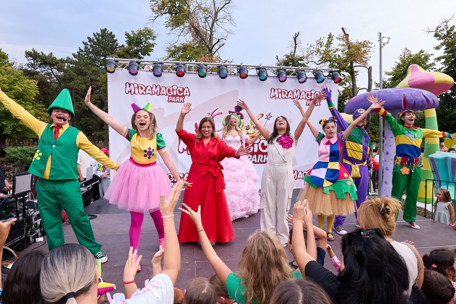 O semifinalistă de la "Românii au talent" este noua Fetiță Zurli. Cine ...